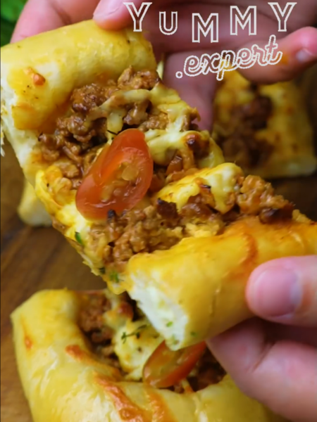 Cheddar-Stuffed Meat Rolls - Yummy Expert